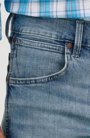 Wrangler Retro Slim Straight Leg Jeans