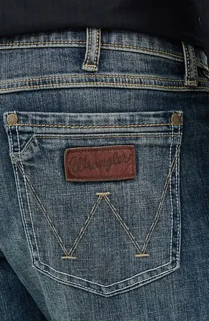 Wrangler Retro Slim Bootcut Jeans