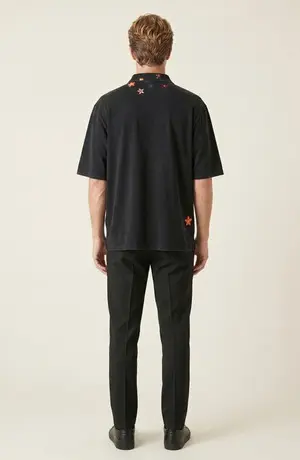 MODENAIRE Relaxed Fit Floral Embroidered Polo Shirt With Washed Finish