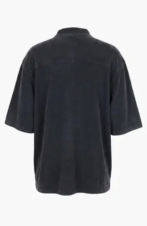 MODENAIRE Relaxed Fit Floral Embroidered Polo Shirt With Washed Finish