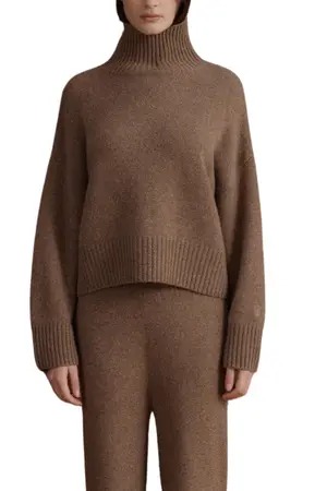 VIR VITA Maja Turtleneck Cashmere Sweater - Toasted Walnut