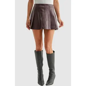 ALL IN FAVOR Pleated Faux Leather Miniskirt - Cherry Brown