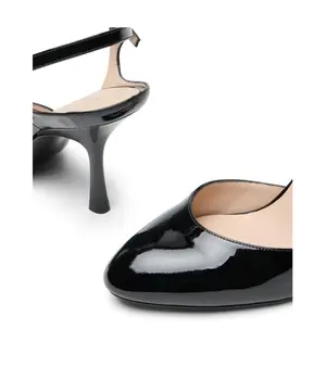 STUART WEITZMAN Madison Strap Pump 85 - Black