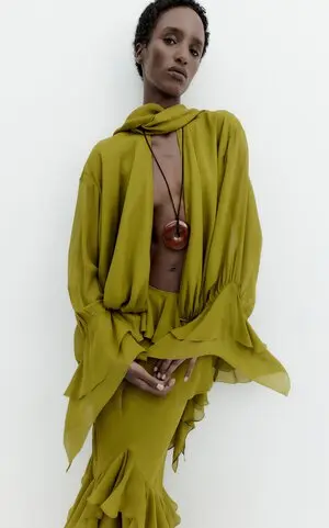 DE LA VALI Ambrose High-neck Top - Green
