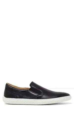 PILOTI Slipstream Slip On Sneaker