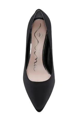 Nina Nureen Pump