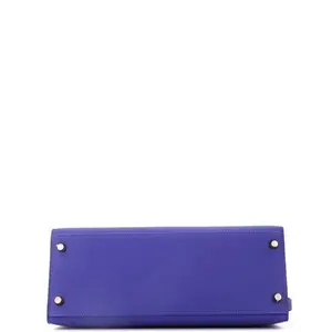 Hermès Kelly Handbag Epsom With Gold Hardware 28