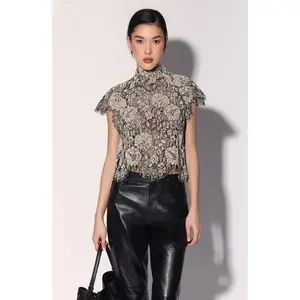 Walter Baker Dalton Top