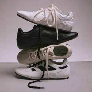 THOUSAND FELL Driver Sneaker - Black