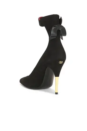 Valentino Garavani Fatale Ankle Strap Pump In Black
