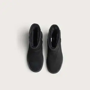 UGG Classic Mini Guard Gore-tex