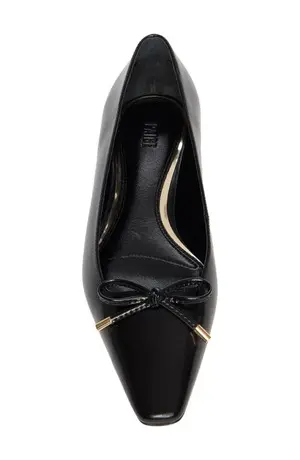 Paige Wiley Flat