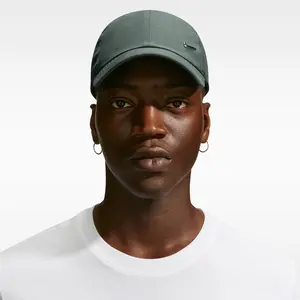Nike Dri-fit Club Unstructured Metal Swoosh Cap