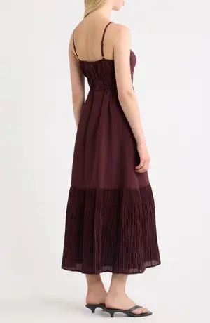 Moon River Pleated Sleeveless Maxi Dress