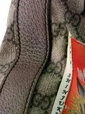 Gucci Courrier Zip Messenger Gg Coated Canvas With Applique Medium Crossbody Bag