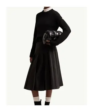 Moncler Logo Patch Crewneck Knitted Jumper