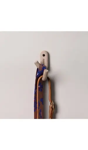 SIN Leggy Crossed Wall Hook In Ivory