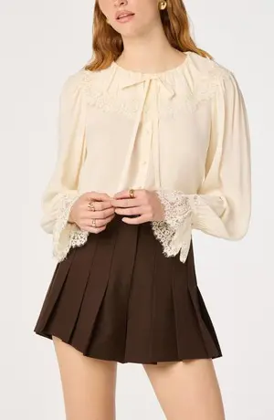 Astr The Label Emberly Lace Trim Top