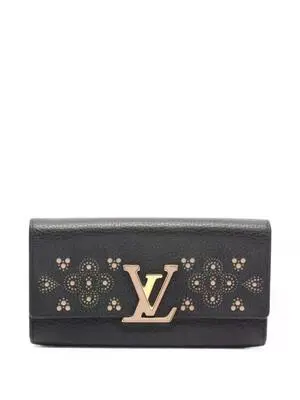 LOUIS VUITTON 2018 Capucines Bi-fold Wallet