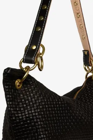 BEALICE Leather Shoulder Bag In Embossed