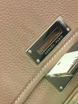 Hermès 2007 Victoria Cross Body Bag