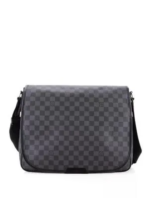 LOUIS VUITTON Daniel Messenger Bag Damier Graphite Gm Crossbody Bag - Black