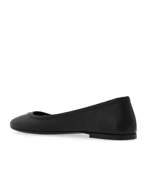 AMI Paris Logo Embossed Round-toe Ballet Flats