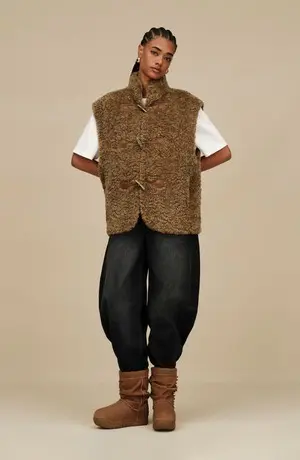 UGG Bucked Boot