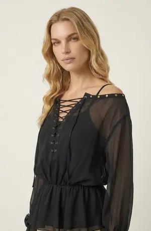 MODENAIRE Elegant Lace-up Peplum Blouse With Long Sleeves - Black