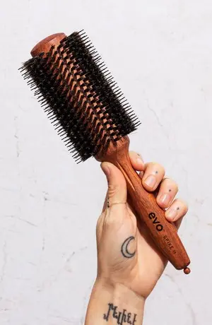 Evo Spike Nylon Pin Bristle Radial Brush