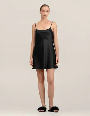 TOGAS Angelica Silk Short Nighty - Black