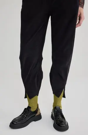 LUUKAA Zoe O-shape Velvet Pants