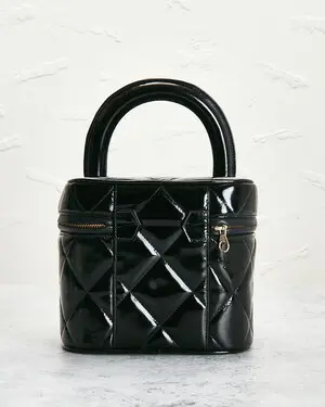 FWRD RENEW Chanel Patent Vintage Vanity Case