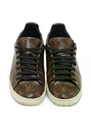LOUIS VUITTON Frontrow Monogram Sneakers