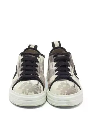 Fendi Rise Lace-up Sneakers