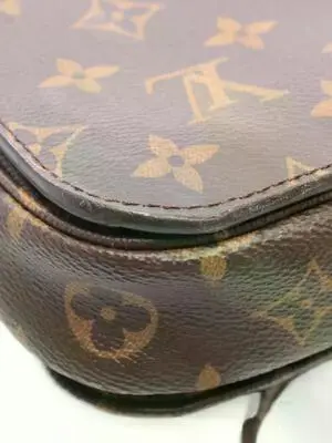 LOUIS VUITTON Monogram Pochette Metis Shoulder Bag