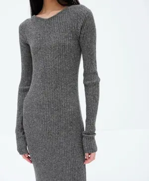 Auralee V-neck Knit Dress