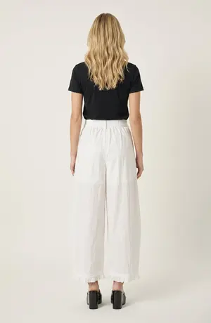 MODENAIRE High Waist Wide Leg Pants With Pleats And Ruffle Trim Hems