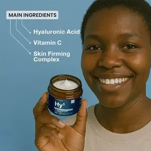 DR BOTANICALS Hydrating Day Moisturiser With 1% Hyaluronic Acid & 1% Vitamin C