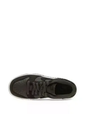 Nike Dunk Low Se Sneakers