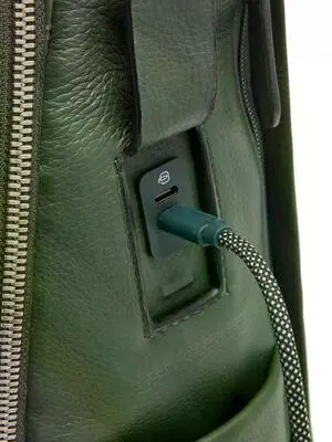 PIQUADRO Buckle-fastening Leather Backpack