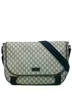 Gucci 2016-2026 Gg Supreme Messenger Bag Crossbody Bag - Neutrals