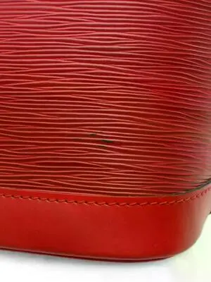 LOUIS VUITTON 1998 Alma Épi Leather Handbag - Red