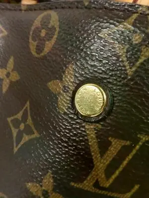 LOUIS VUITTON Mm Montaigne Monogram Tote Bag