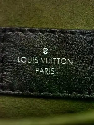 LOUIS VUITTON 2017 Mm Pochette Metis Two-way Handbag - Black