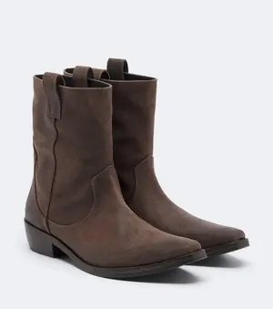 JUDE Cas Suede Ankle Boots