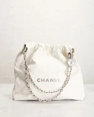 FWRD RENEW Chanel Calfskin Medium 22 Hobo Bag
