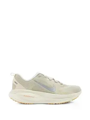 Nike Vomero 18 Sneakers - Neutrals