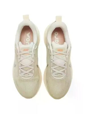 Nike Vomero 18 Sneakers - Neutrals
