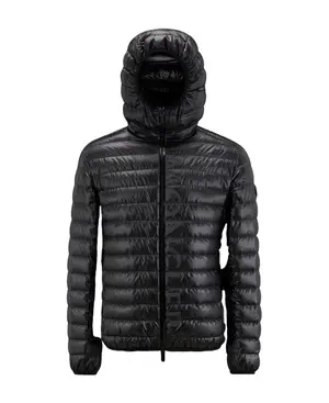 Moncler Lauzet Short Down Jacket